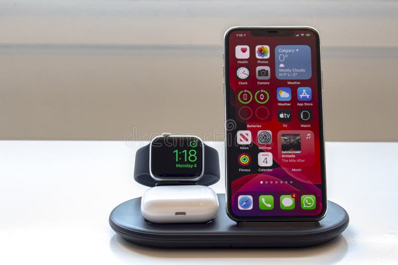 Charger Station for Multiple Devices, Wireless Charging Station Stand ...