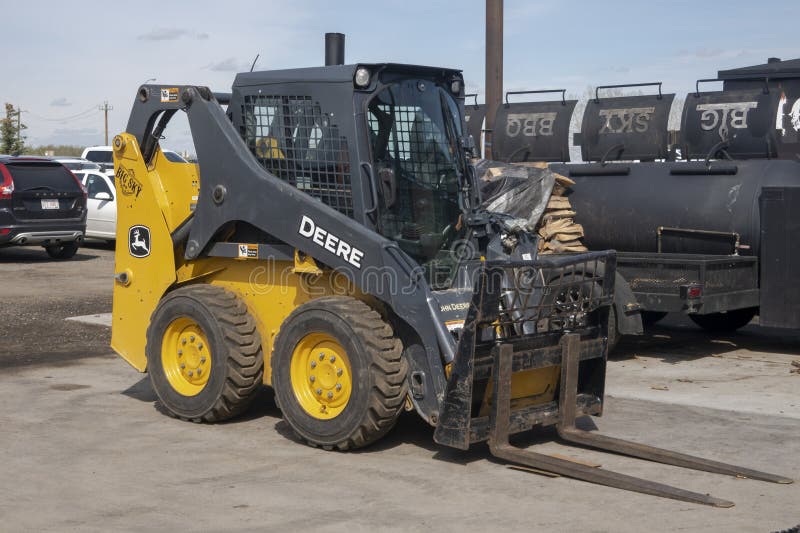 John Deere Series Skid Steers and Compact Track Loaders. Series Compact ...
