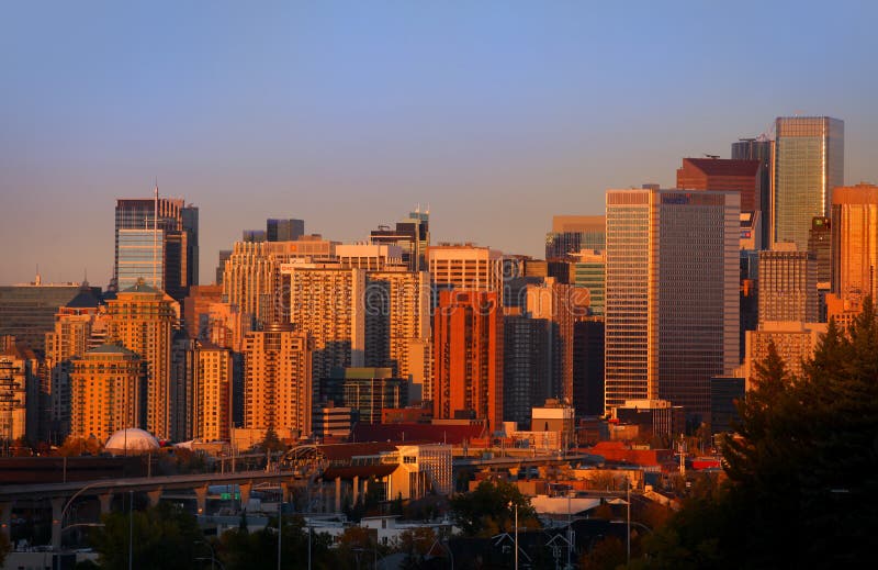 View of the Calgary, Alberta Skyline in Sun Set Editorial Stock Photo ...