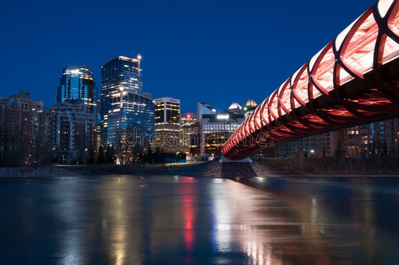 Calgary S Peace Bridge and Skyline at Night Editorial Photography ...