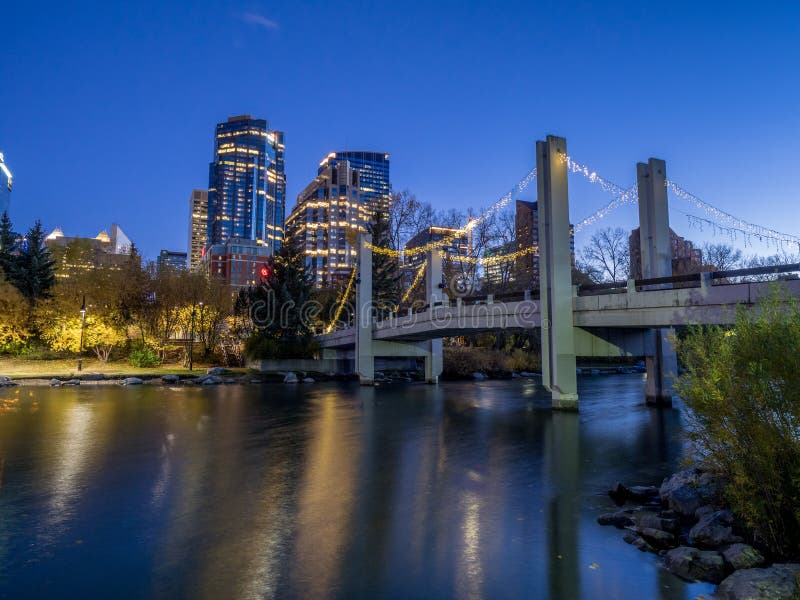 Calgary skyline at night editorial photo. Image of calgary - 60031441