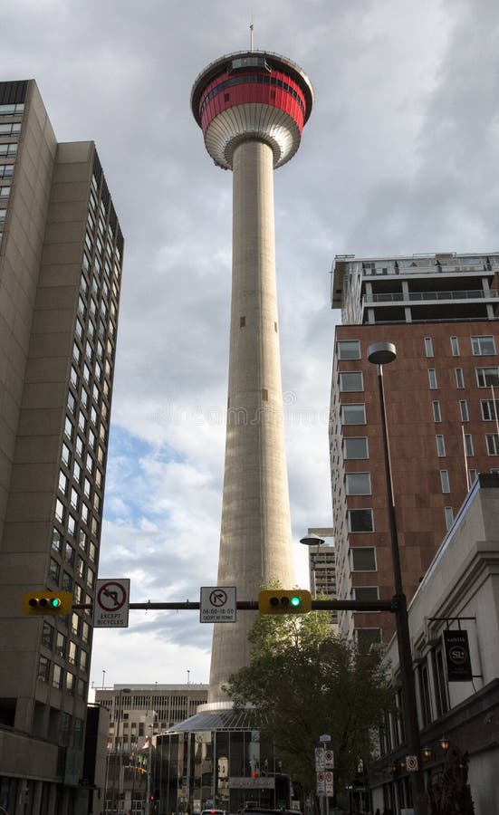Sky scraper Calgary stock image. Image of metropolitan - 1325187