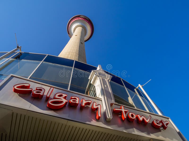 Calgary Tower editorial stock image. Image of outdoors - 42204939