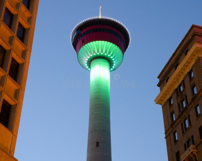 Calgary Tower, Calgary editorial photo. Image of avenue - 137335796