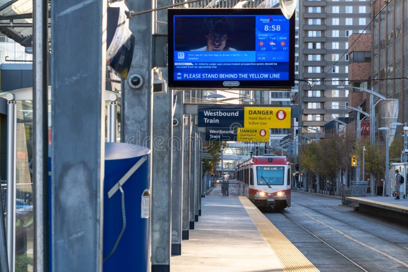 Calgary Transit Tram Entering Station in Downtown Calgary Editorial ...