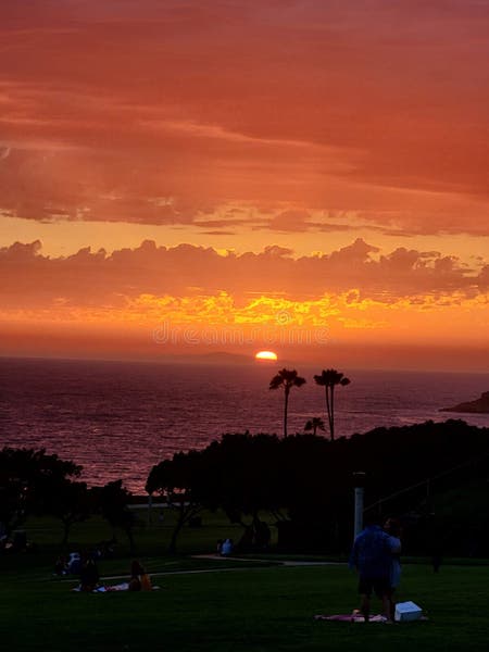 Cali sunset stock image. Image of beach, sunset, cali - 251671637