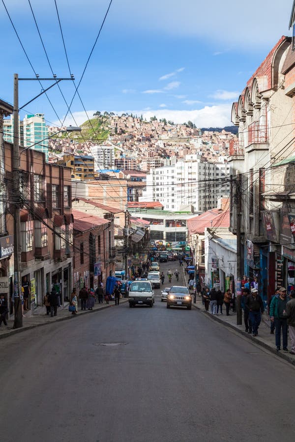 Calle En El Centro De La Paz, Bolivia Imagen de archivo editorial ...