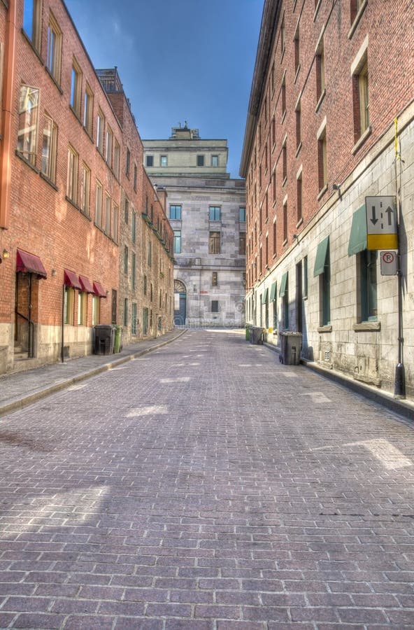 Calle En El Viejo Hdr De Montreal Foto de archivo - Imagen de montreal ...