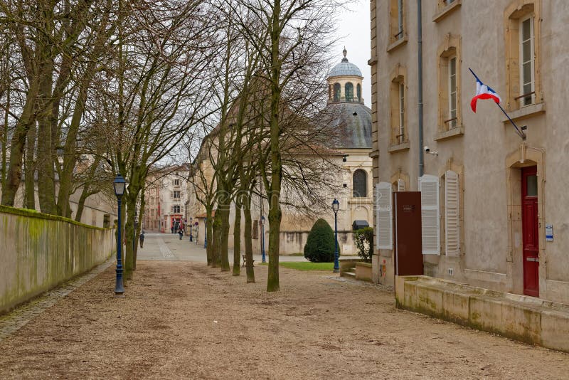 Calle en Nancy, Francia imagen de archivo. Imagen de avenida - 113208891