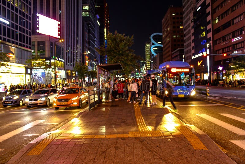 Calles De Gangnam, Seul, Corea Del Sur Fotografía editorial - Imagen de ...