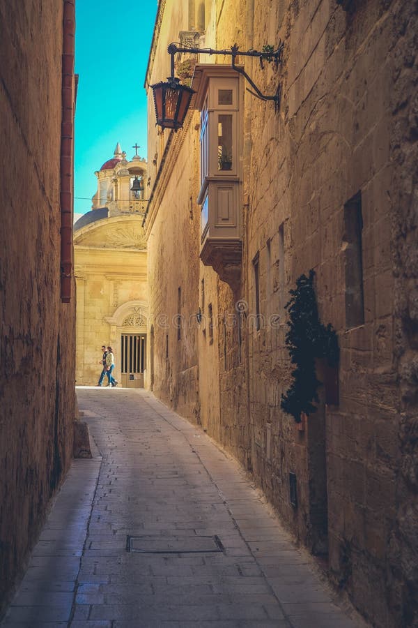 Calles De La Ciudad De Mdina - Malta Calles Estrechas Famosas En El CIT ... Calles De La Ciudad De Mdina - Malta Calles Estrechas Famosas En El CIT ...