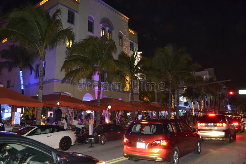 Soleadas Calles De Miami