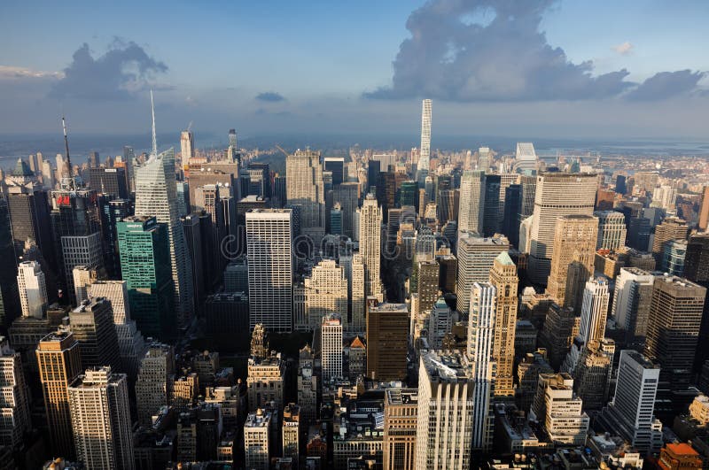 Calles Y Tejados De Manhattan Foto editorial - Imagen de unido ...