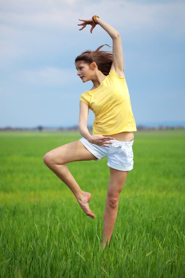 Callisthenics stock photo. Image of idyllic, girl, jumping - 15512062