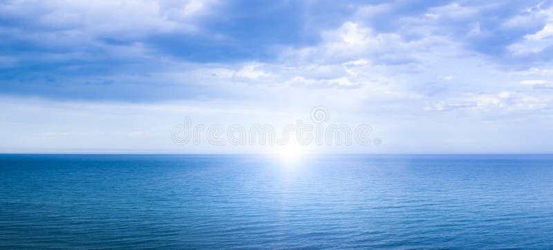 Calm Windless Ocean with the Sun on the Horizon Stock Image - Image of ...