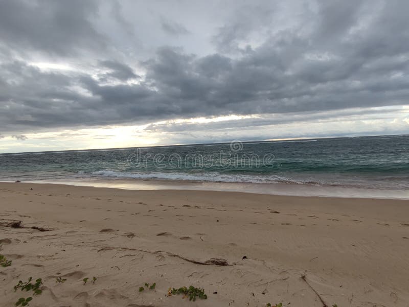 Calming Natural Cloudy Beach Stock Photo - Image of sunlight, cloud ...