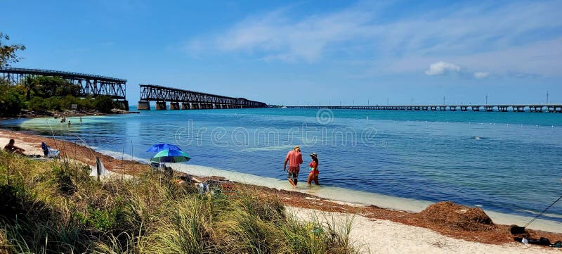 Calusa Beach, Long Key, Florida Editorial Image - Image of bridge, wave ...