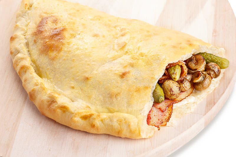 Calzone photo stock. Image du chaleureux, gourmet, rouge - 44883436