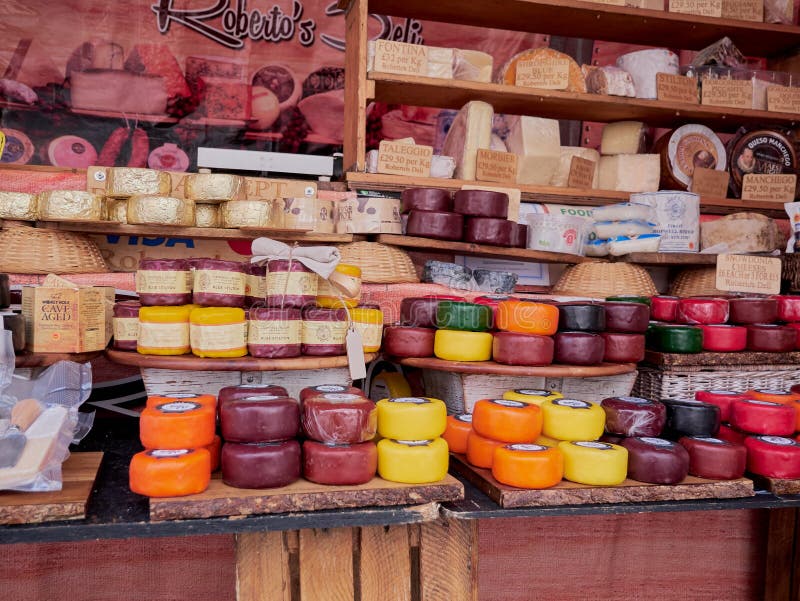 Cambridge, UK - October 9, 2019: Cambridge Market Square. Market Stall ...