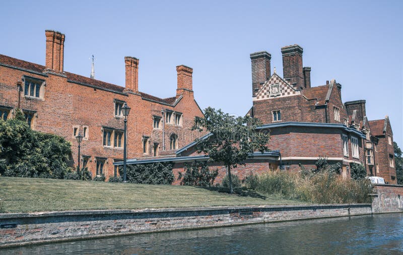Cambridge University Campus Buildings, UK Editorial Photo - Image of ...