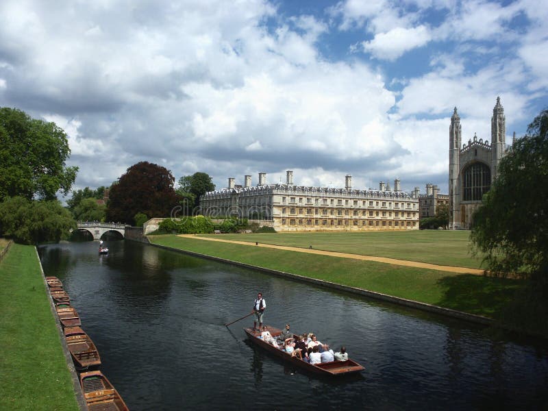 Cambridge University, England Editorial Image - Image of college, punt ...