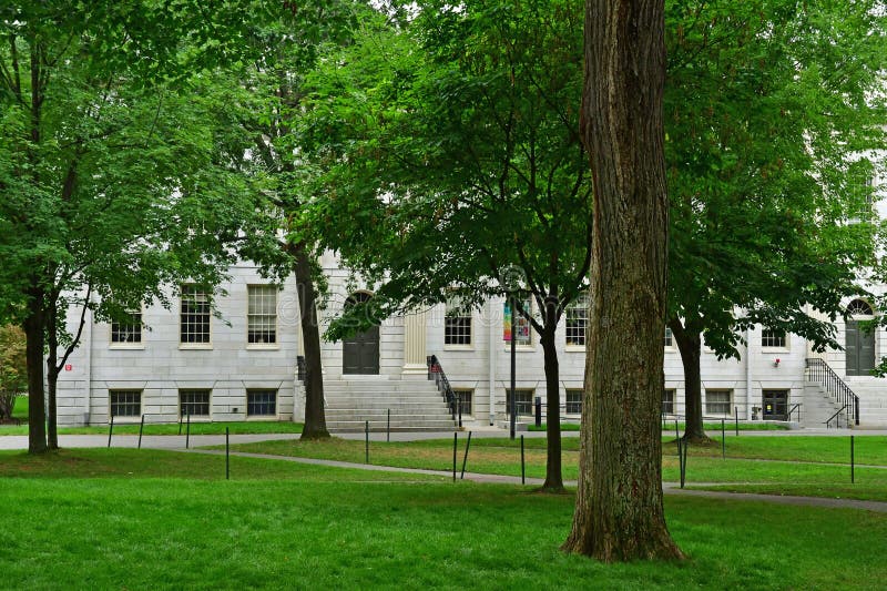 Cambridge, USA - Septembre 9 2023 : Harvard University Editorial ...
