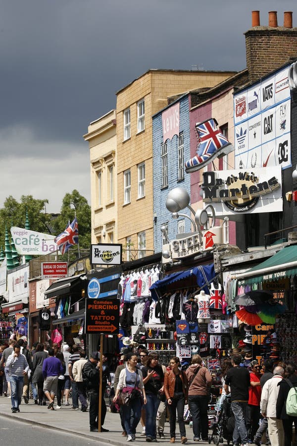 Camden Town, Markt, London redaktionelles bild. Bild von haus - 25495655
