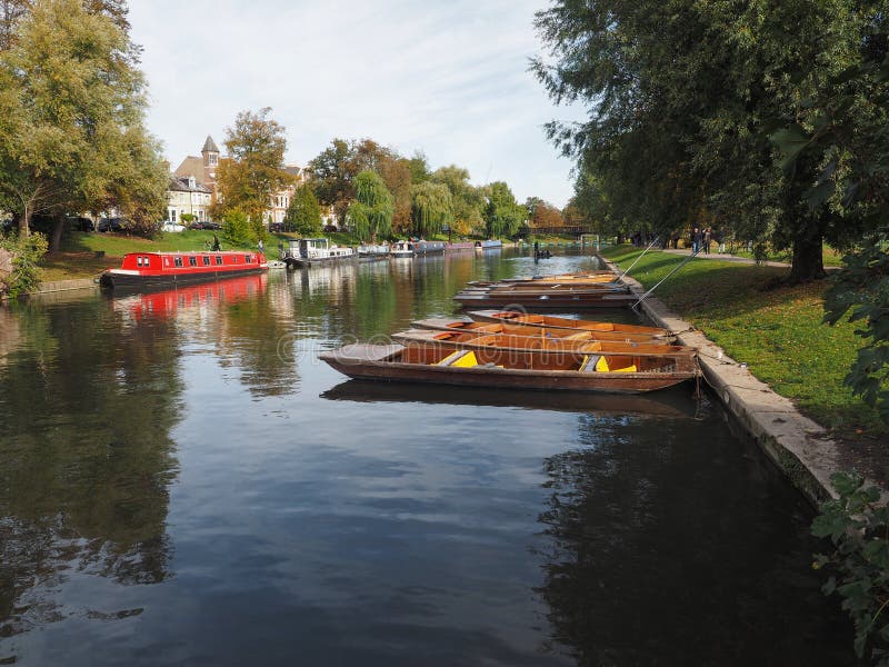 Came Do Rio Que Punting Em Cambridge Fotografia Editorial - Imagem de ...