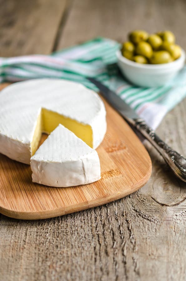 Camembert cheese stock image. Image of coulommiers, breakfast - 35604373
