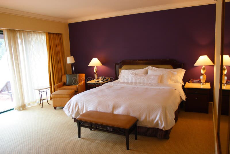 Camera di albergo immagine stock. Immagine di casa, lusso - 15568837