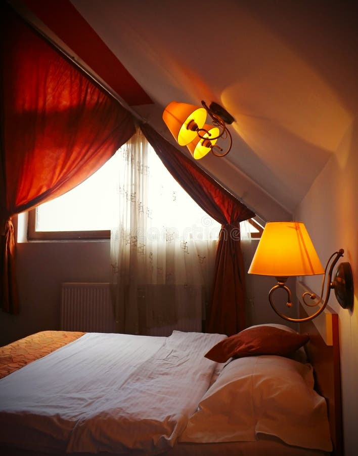 Camera Di Albergo Romantica Fotografia Stock - Immagine di ricorso ...