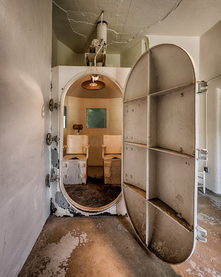 Camera a gas fotografia stock editoriale. Immagine di punizione - 43878523