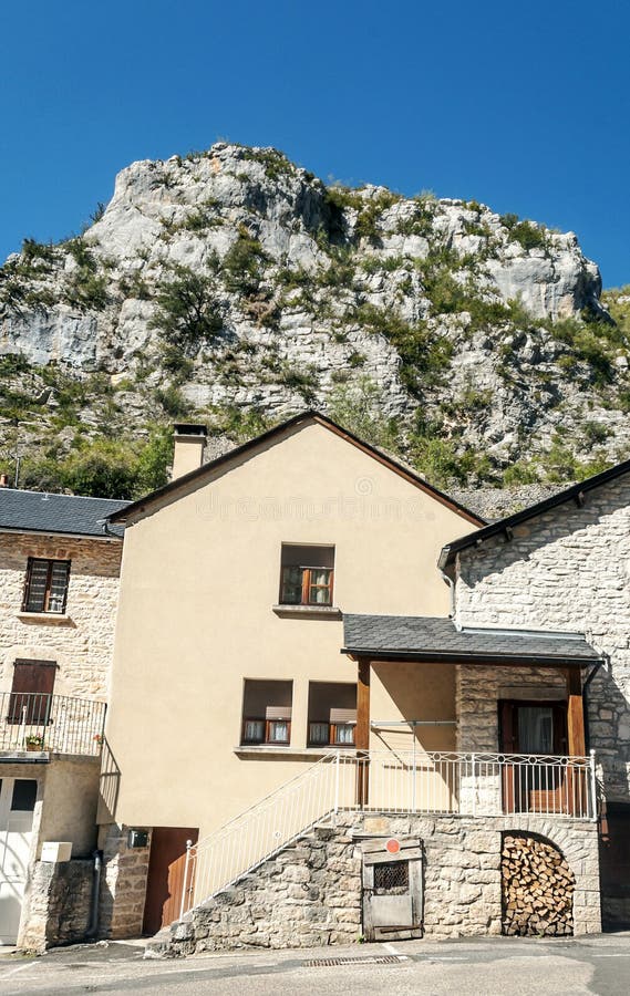 Camera in La Madele immagine stock. Immagine di luce - 47391965