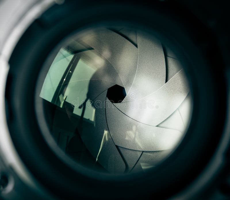 Camera lens aperture. stock image. Image of camera, photographer - 39027985