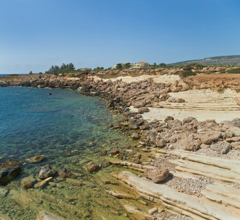 Camera Sopra La Scogliera Del Calcare Immagine Stock - Immagine di ...