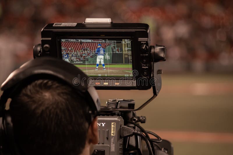 Cameraman editorial stock photo. Image of beisbol, techo - 173258678