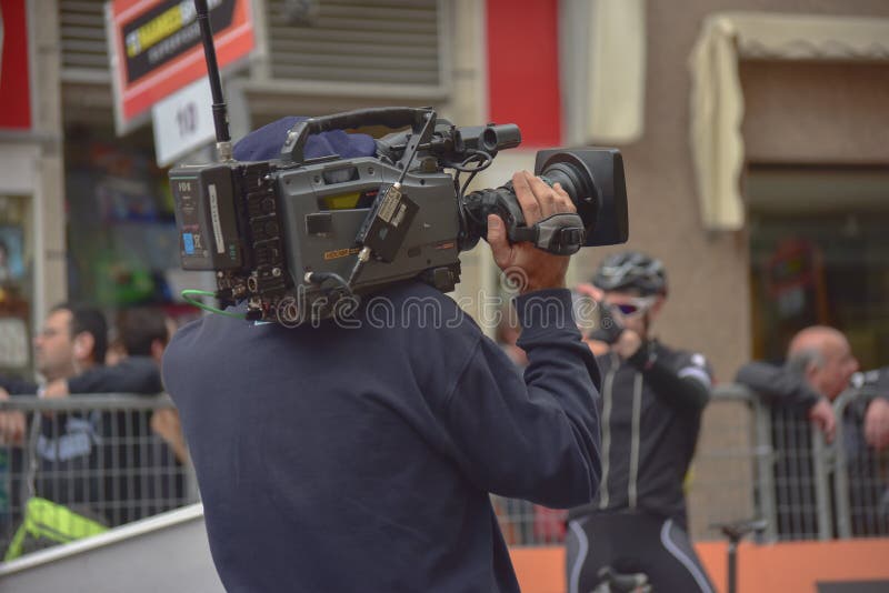 Cameraman editorial image. Image of beta, roll, broadcast - 89051510