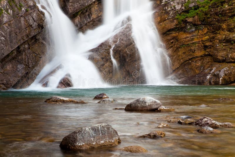 Cameron Falls stock image. Image of lakes, unesco, heritage - 100355815