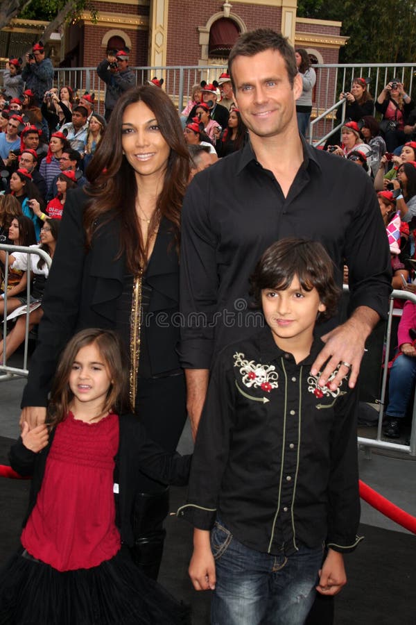 Cameron Mathison editorial image. Image of tides, family - 24604510