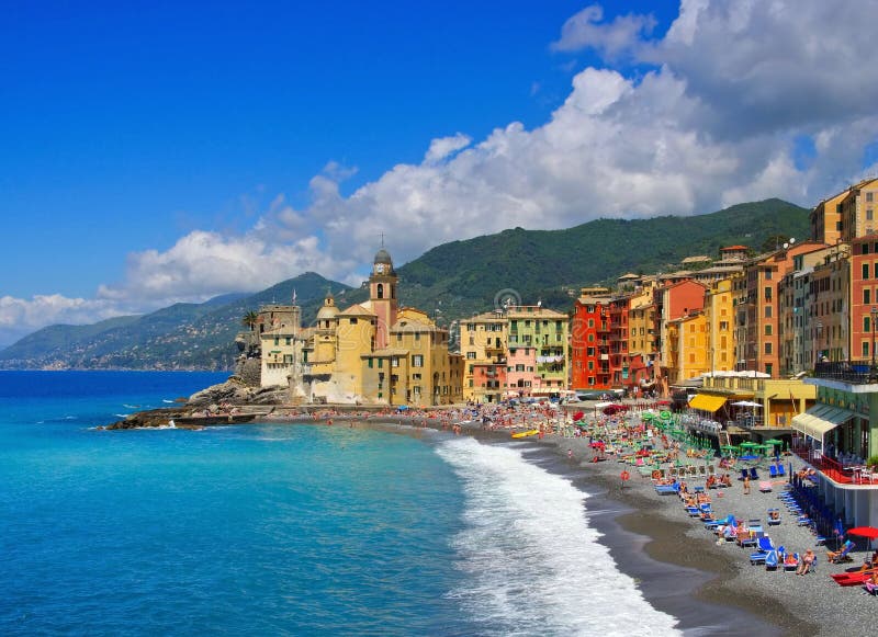 Camogli image stock éditorial. Image du couleur, européen - 102783829