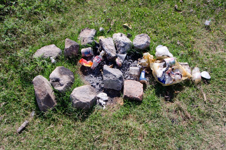 Camp fire litter editorial photo. Image of fire, stones - 53187371