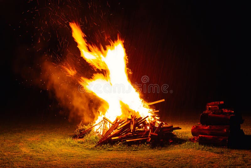 Camp fire at night stock photo. Image of dangerous, bright - 67916352