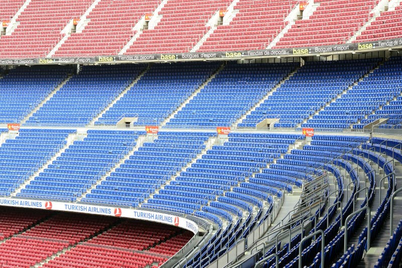 Camp Nou editorial photography. Image of people, green - 24735602