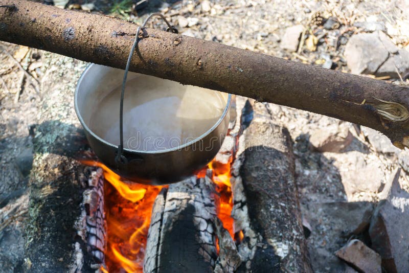 Camp pot on the fire stock image. Image of boiler, picnic - 159381717