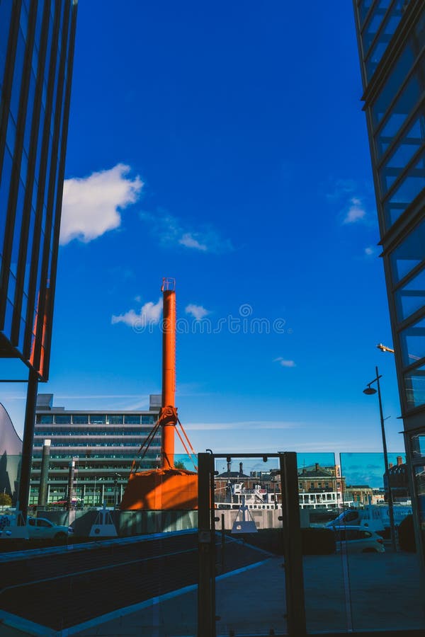 Campana Subacquea, Ponte Di Samuel Beckett Fotografia Stock Editoriale ...