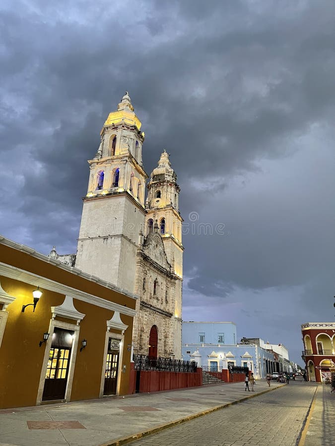 Campeche Street View, Campeche, Mexico Editorial Photography - Image of ...