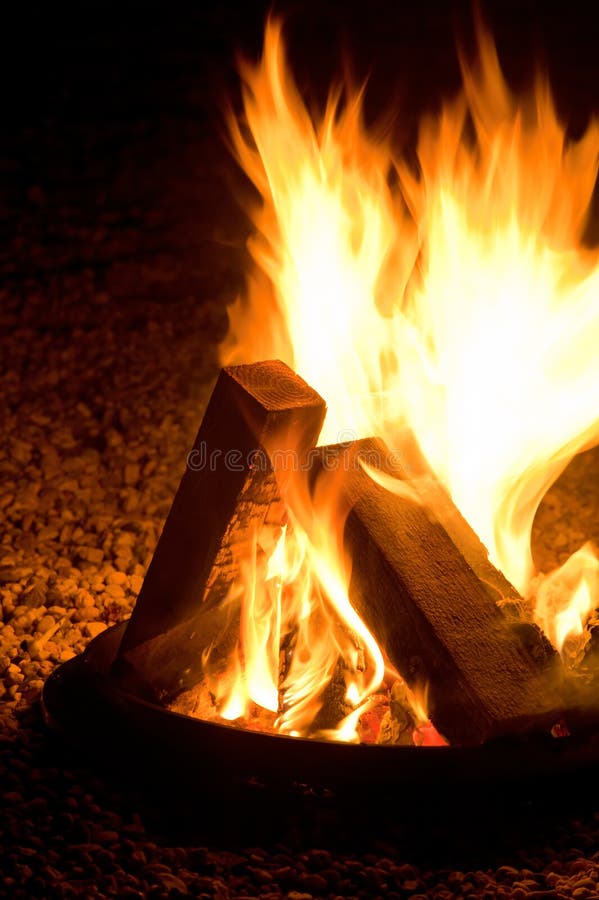A Campfire Lighting the Dark Stock Photo - Image of black, burn: 10333374