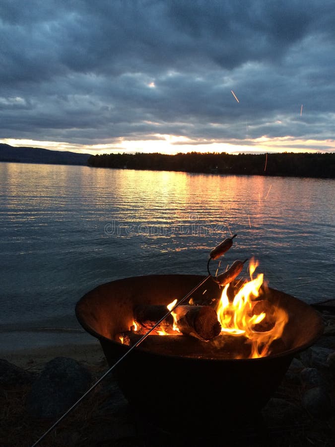 Campfire Cookout on the Lake Stock Photo - Image of fire, dinner: 47222968