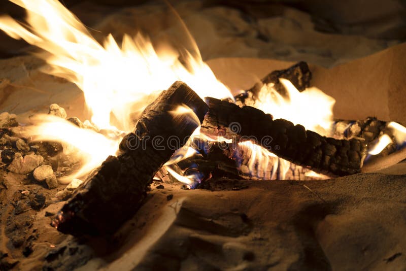Campfire in the desert stock photo. Image of adventure - 14723990