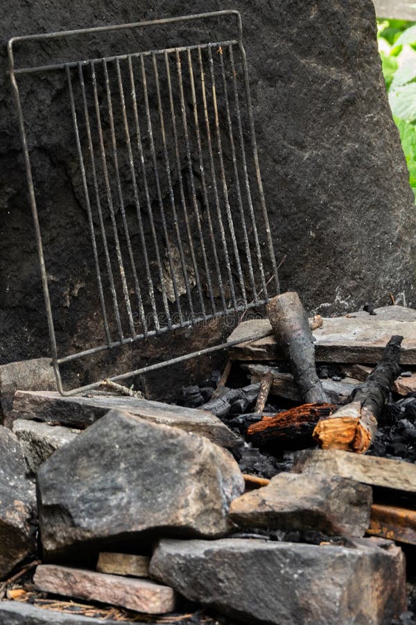 Campfire Place in the Woods Stock Image - Image of garden, grilling ...